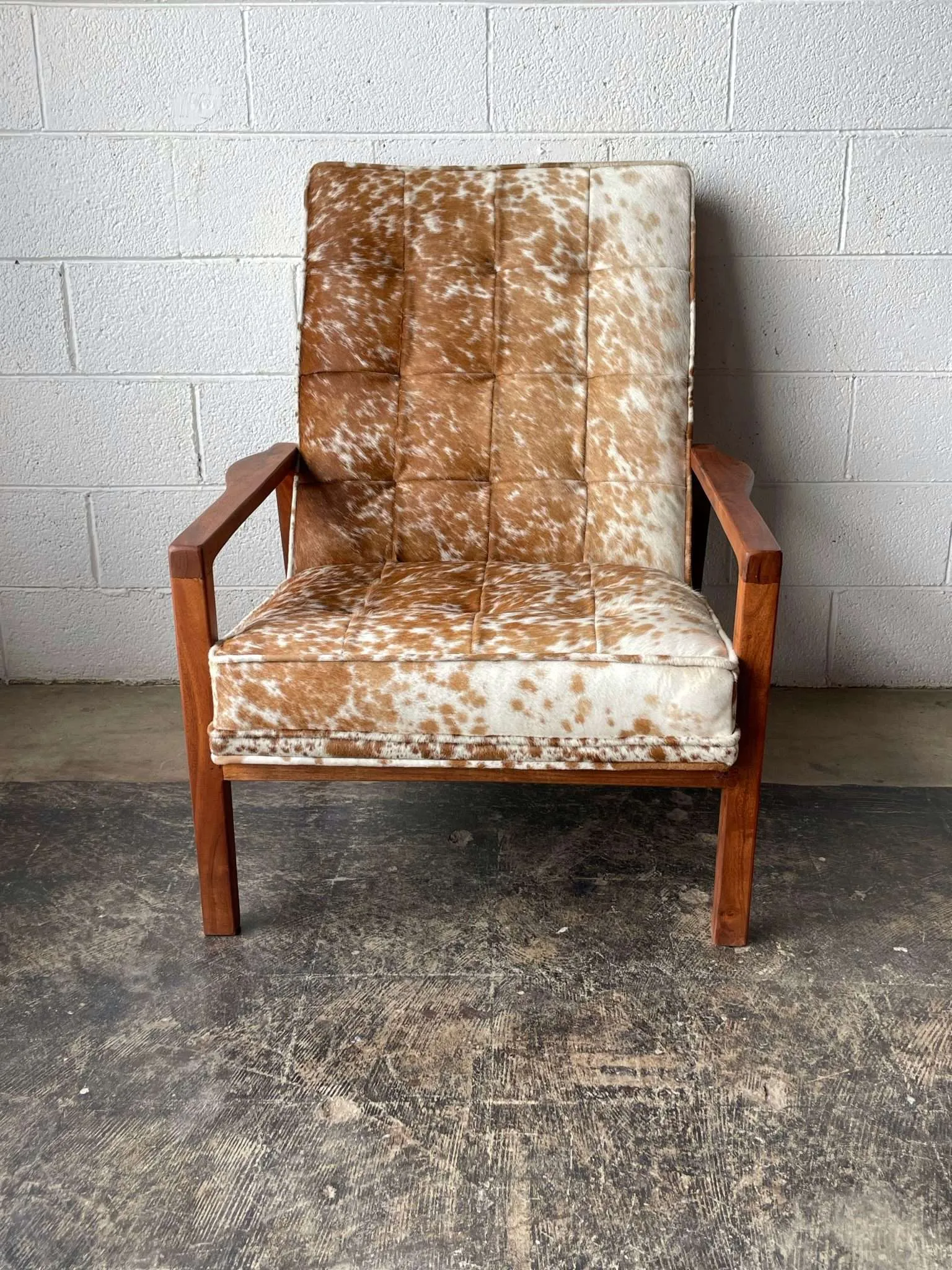 Bobbin Leg Leather Arm Chair - Brown - John Proffitt